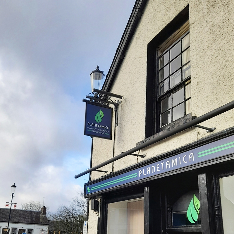 Projecting & Hanging Signs - Signspeed Services
